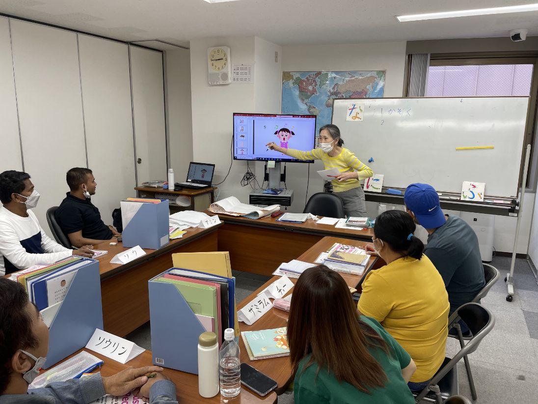 第三国定住難民の定住支援プログラムの様子 ｜ RHQ 難民事業本部